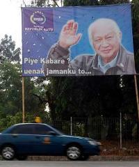 ARB: Gambar Soeharto Piye Kabare? Enakan Jamanku To... Bukan Karya Golkar
