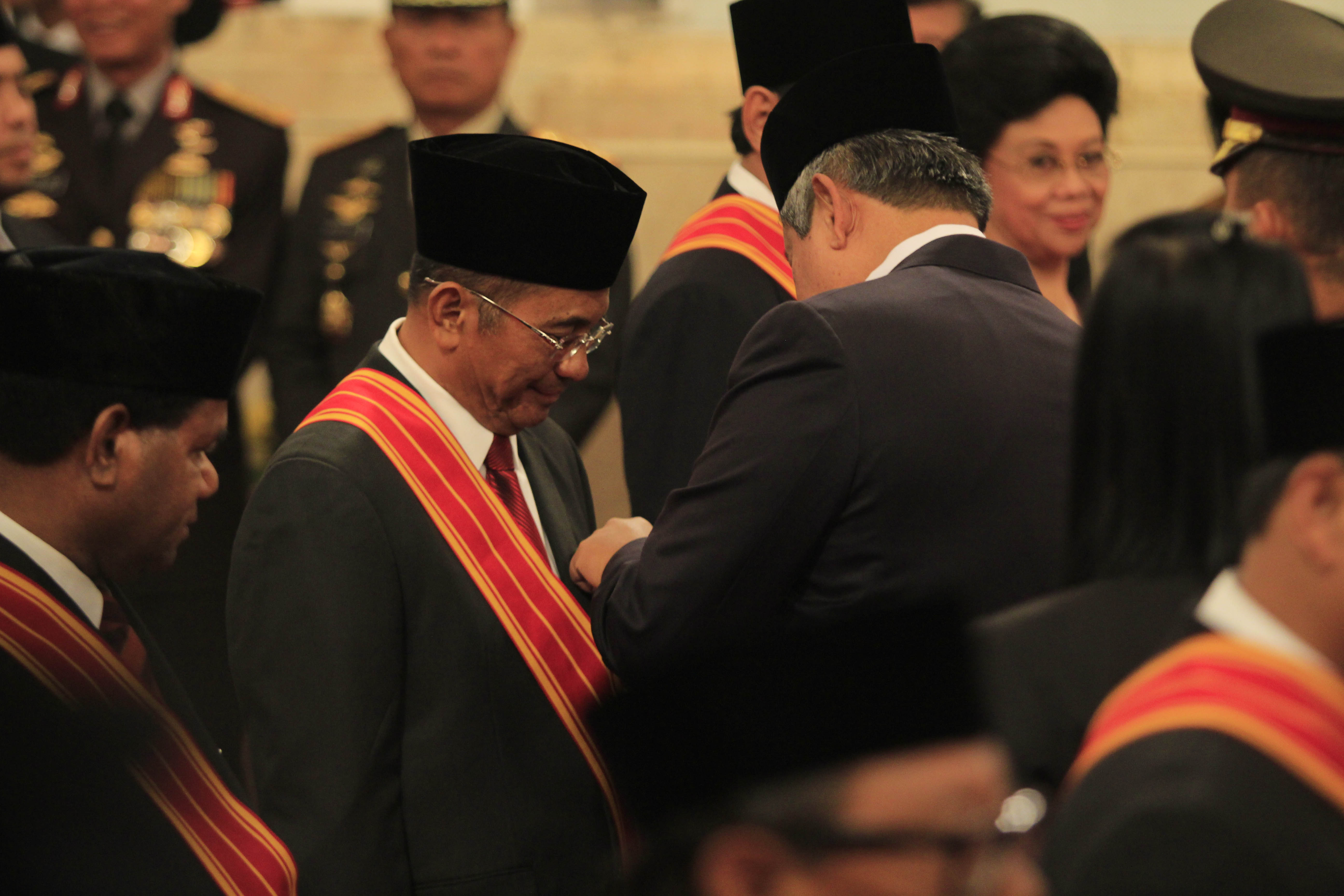 Terima Bintang Mahaputra Adipradana