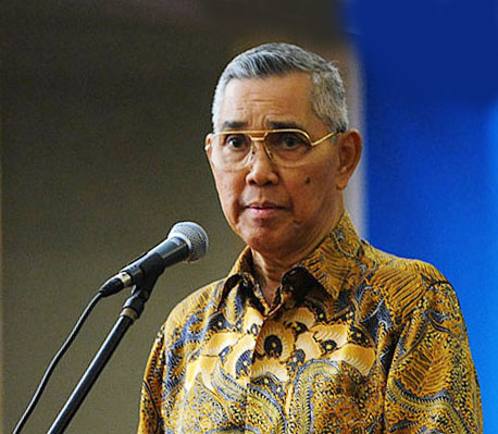 Pesan Try Sutrisno Pada Apel Komandan Satuan TNI