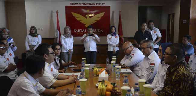 Cek Pengurus Partai Garuda